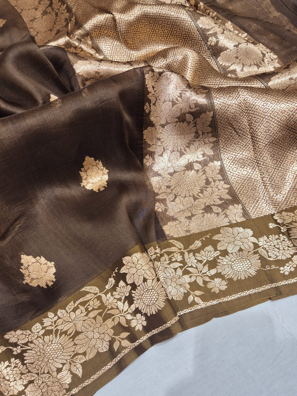 Olive Brown (Mannan-550M) Kora Silk Banarasi Saree –… – Hikayat Banaras
